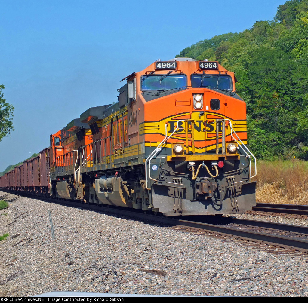 BNSF 4964 Locomotive (C44-9W)